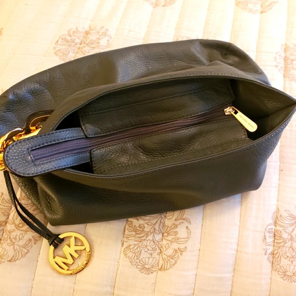 Michael Kors | Bags | Authentic Michael Kors Ines Leather Charcoal Gray ...